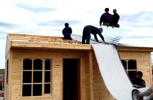 Colocación de Isolan (aislante térmico y atérmico) y chapas